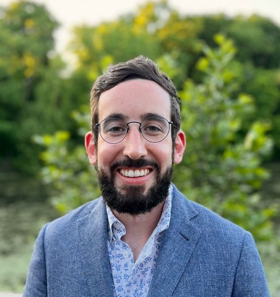 Dr. Justin Gregg (GSAS '24) Awarded 2025 Young Scholars Award for ...